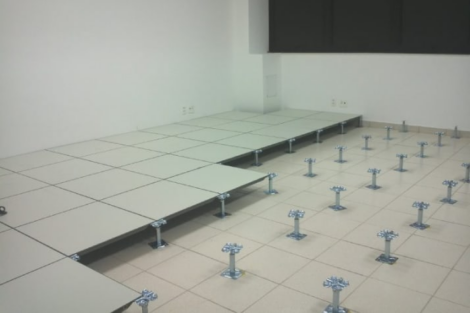 Tipos de pisos elevados: conheça as variações existentes - Marelli Blog